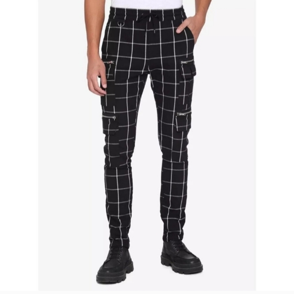 Hot Topic | Pants | Hot Topic Grid Print Cargo Pants | Poshmark